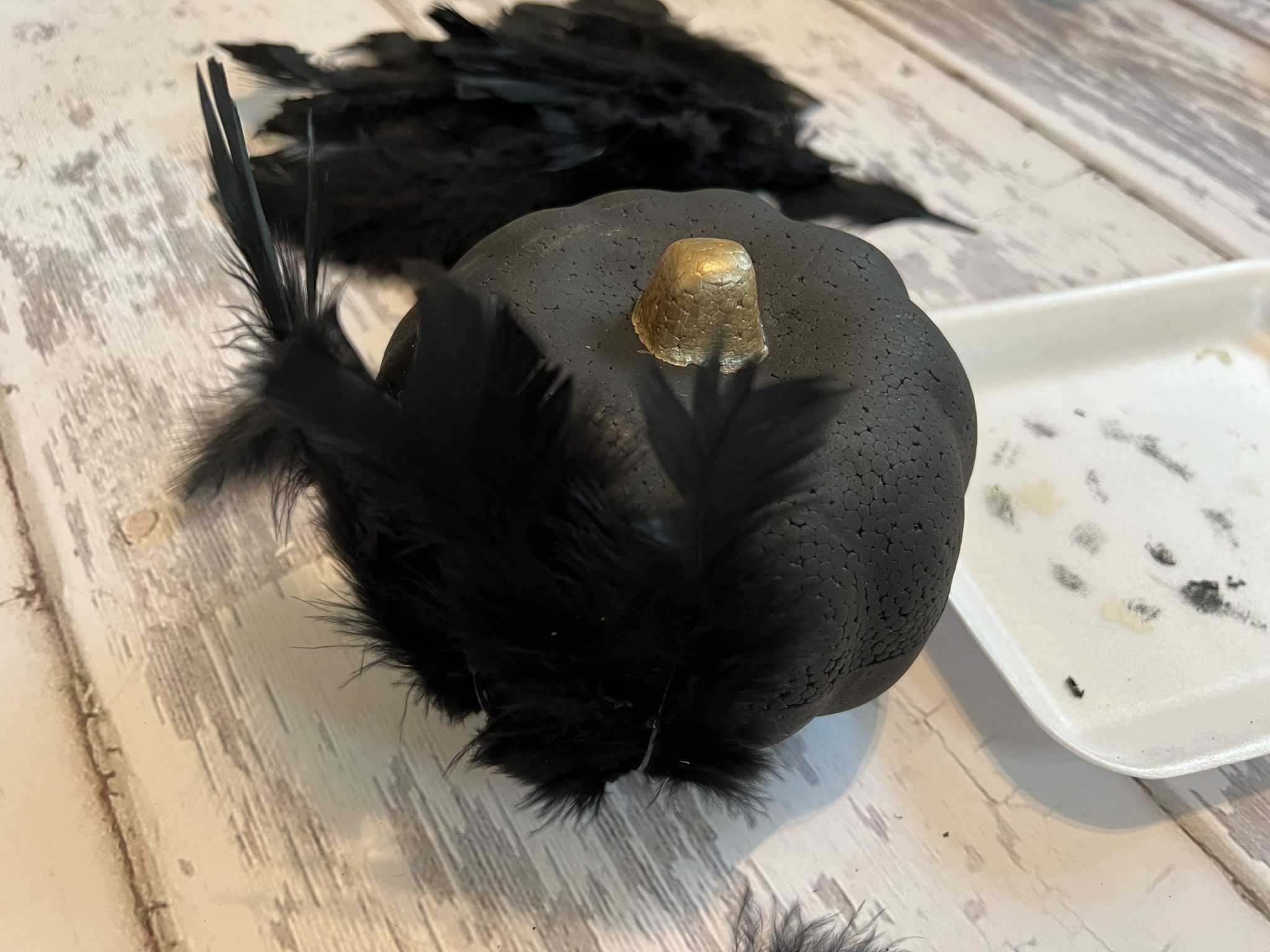 how to make a diy feather covered pumpkin - Re-Fabbed