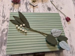 how to make a diy paper flower sign - Re-Fabbed
