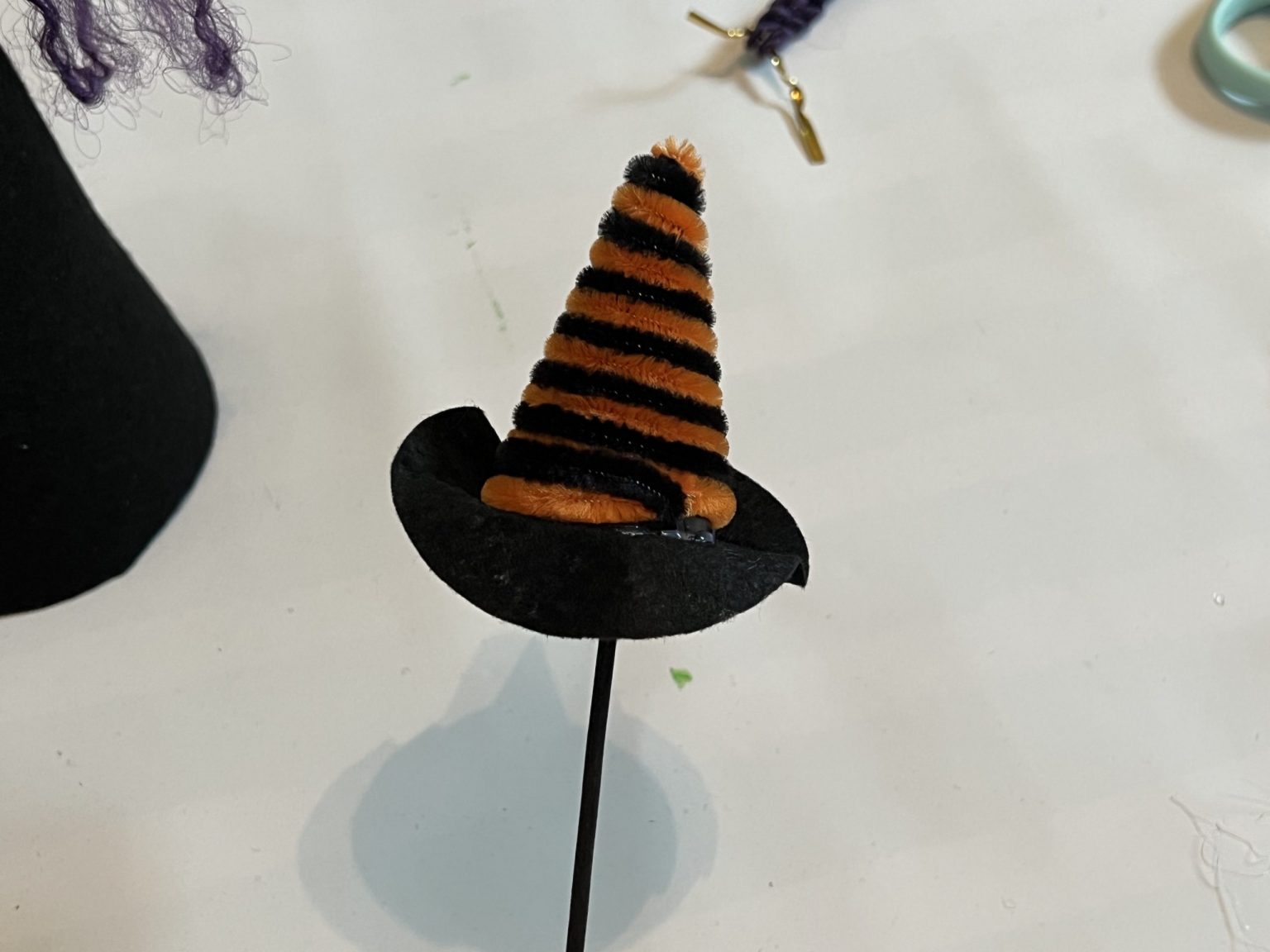 how to make a witch with dollar tree supplies - Re-Fabbed