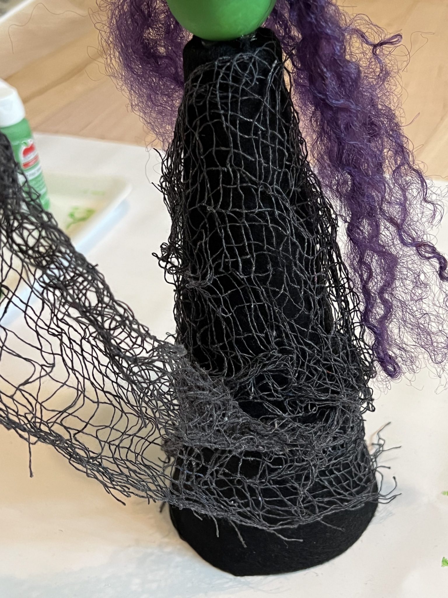 how to make a witch with dollar tree supplies - Re-Fabbed