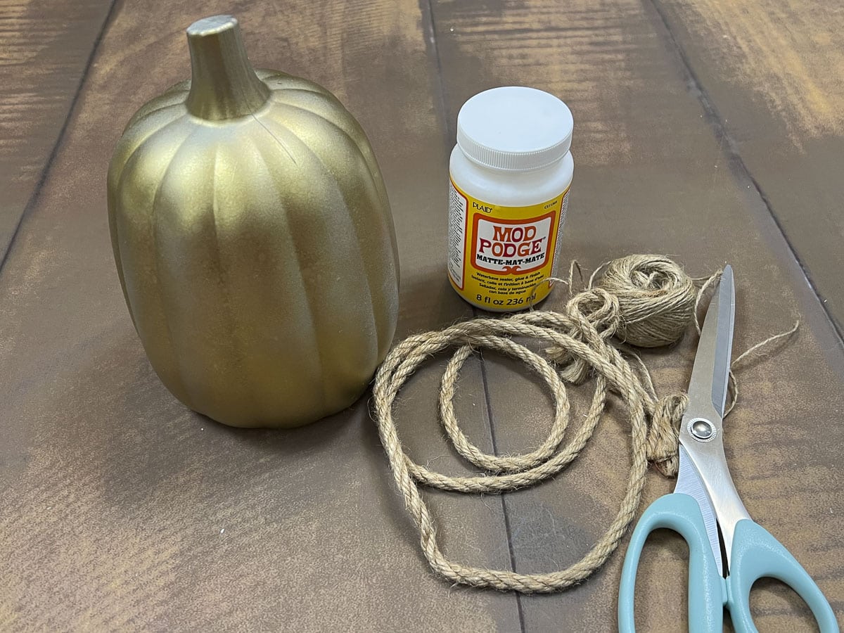 how to makeover the dollar tree stacked pumpkins - Re-Fabbed