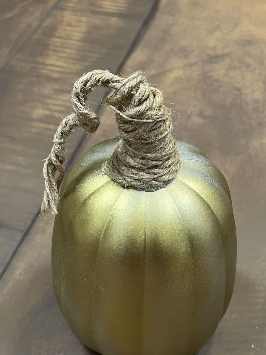 how to makeover the dollar tree stacked pumpkins - Re-Fabbed