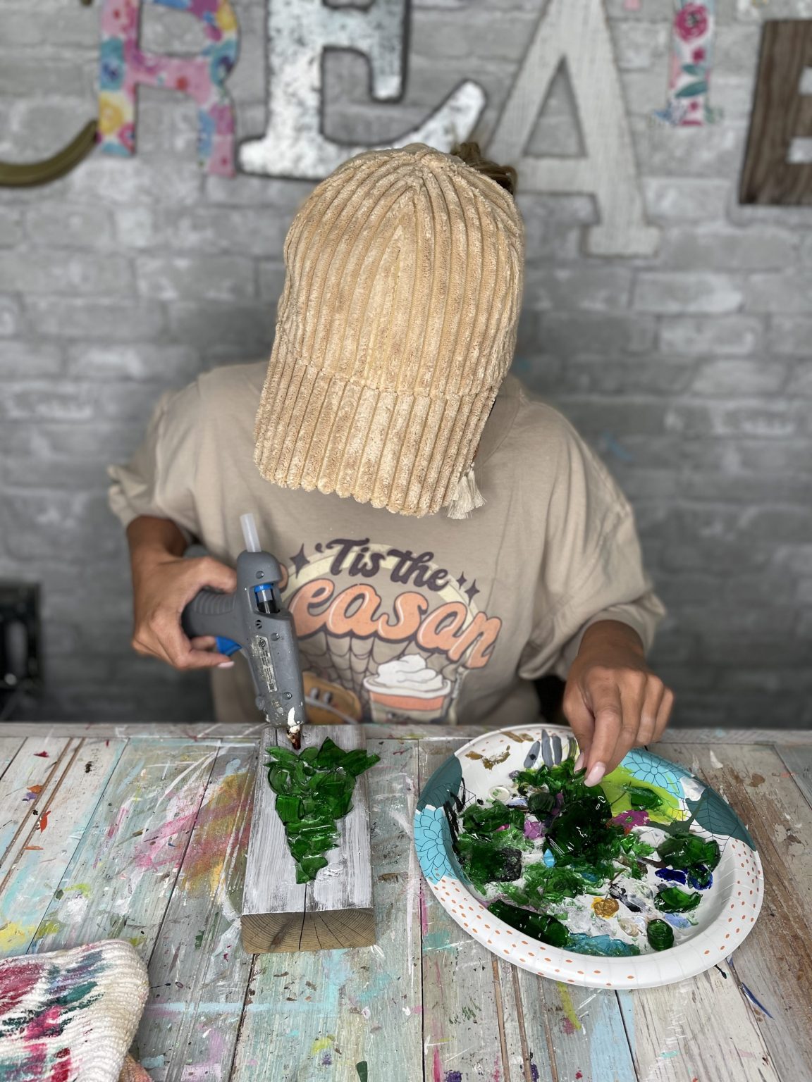 how to make a mosaic christmas tree with broken glass - Re-Fabbed