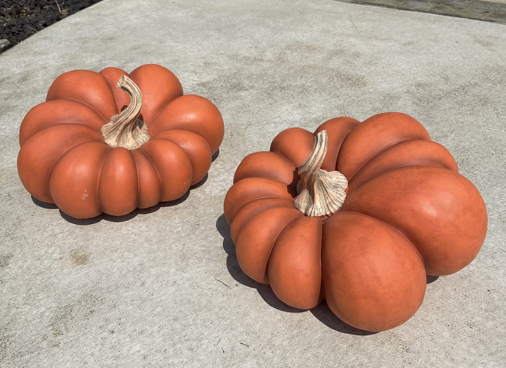how to spray paint artificial pumpkins - Re-Fabbed
