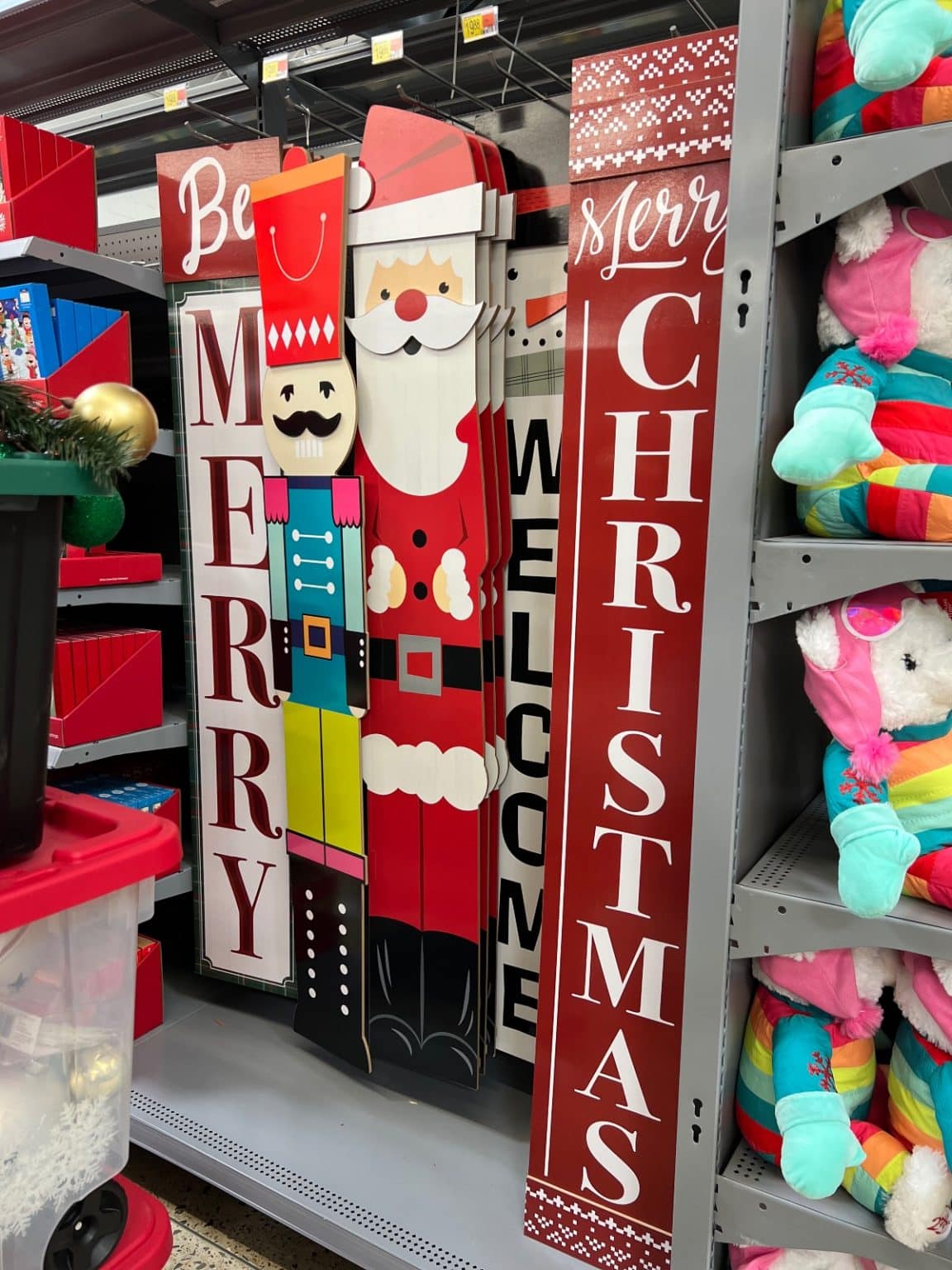 the cutest Walmart Christmas decorations - Re-Fabbed