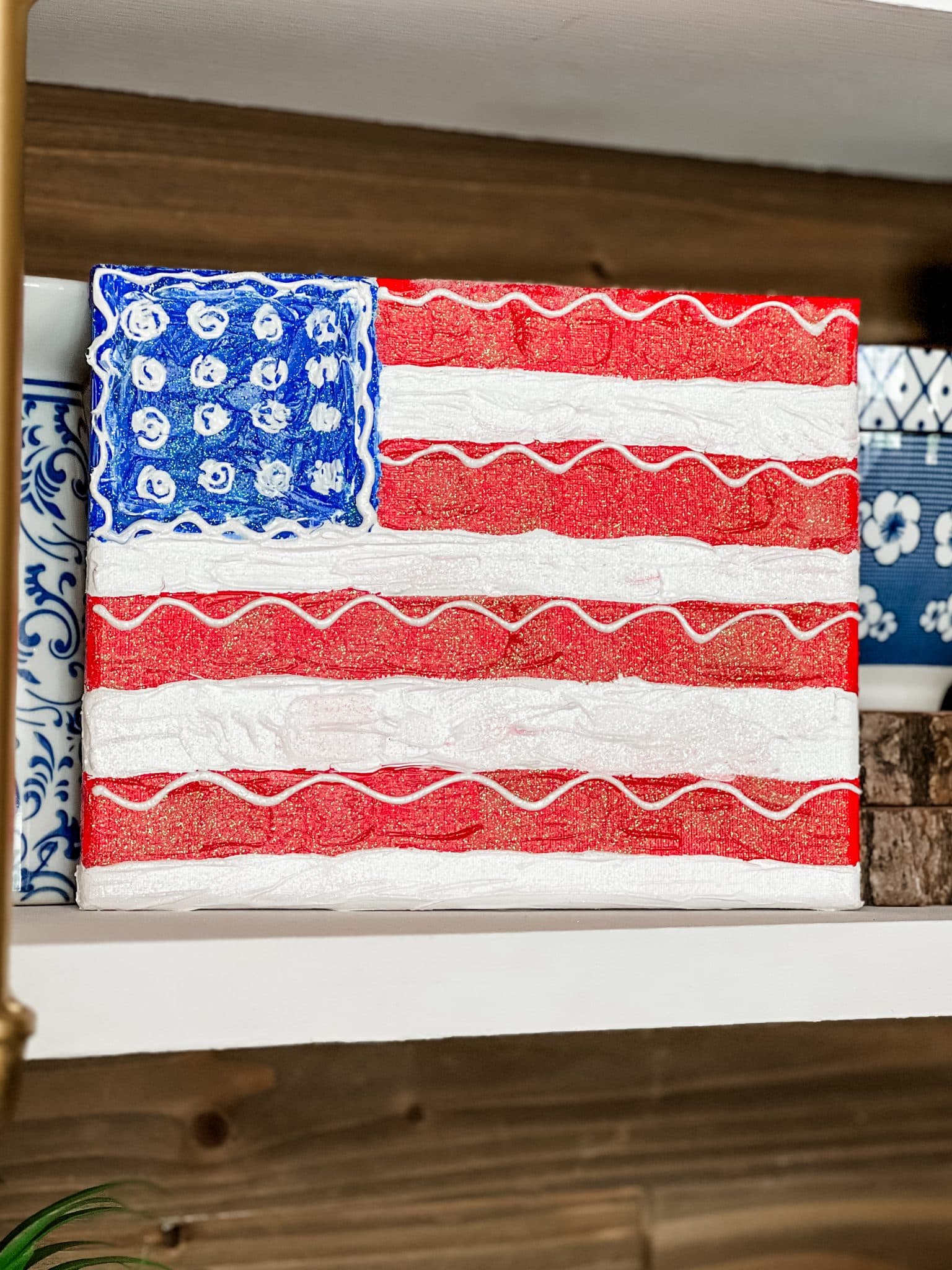 how to paint an American flag sign using thick bodied acrylics - Re-Fabbed