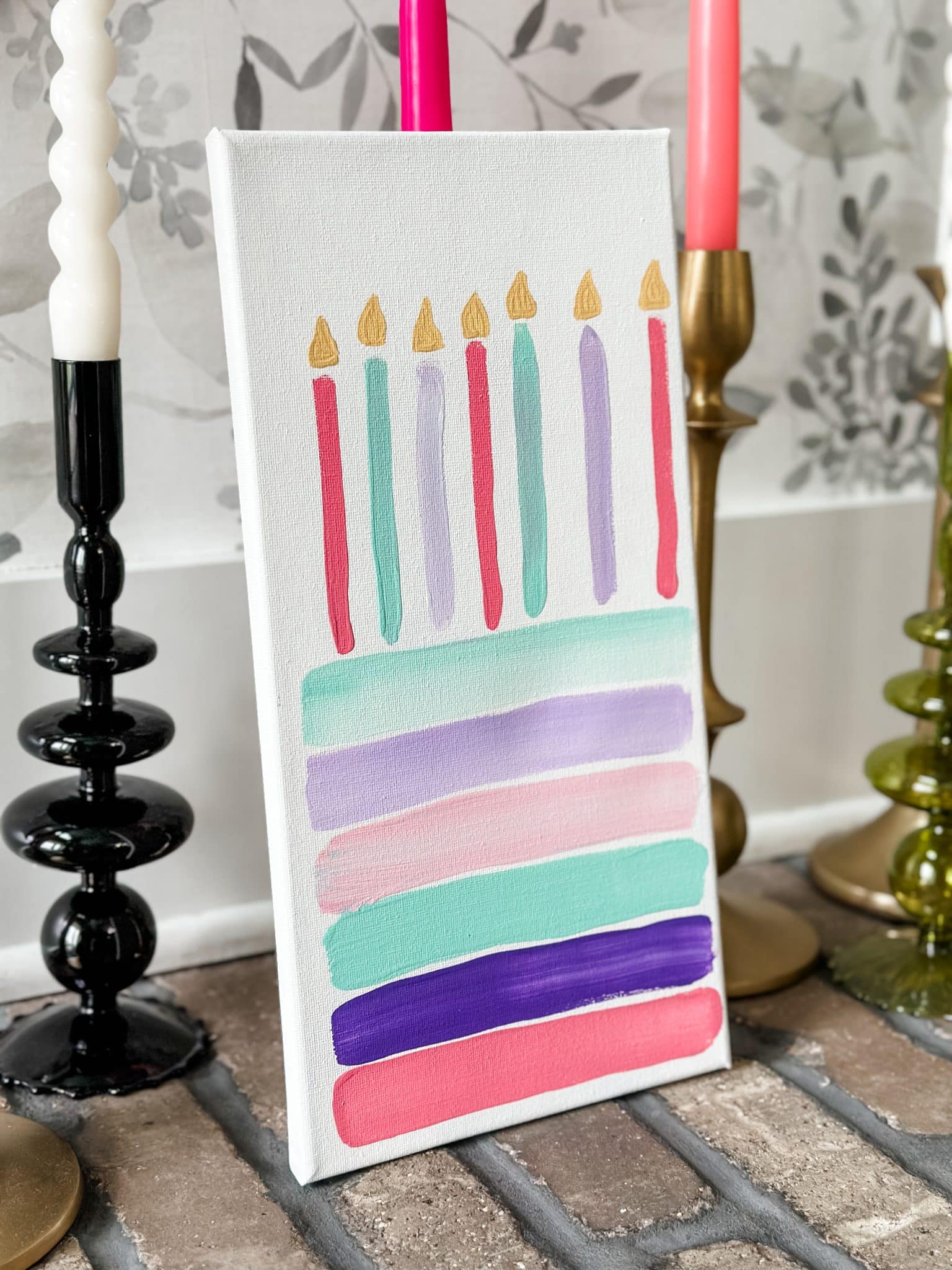 how to paint a birthday cake sign - Re-Fabbed