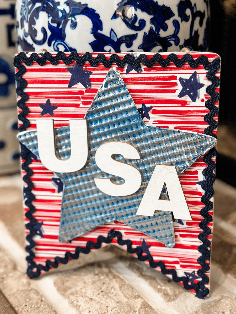 how to make diy patriotic banner using dollar general supplies - Re-Fabbed