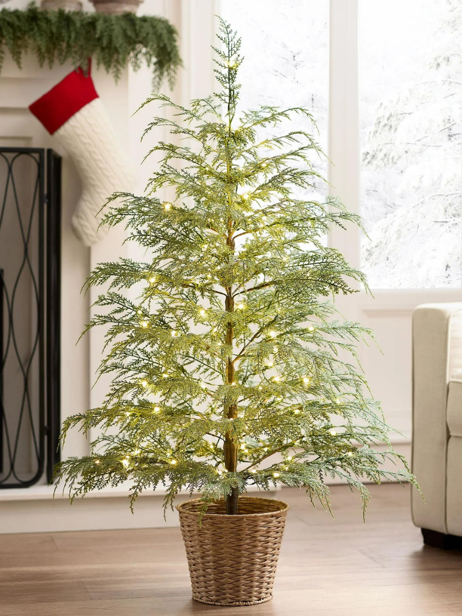 my favorite Walmart Christmas trees (on a budget!) - Re-Fabbed