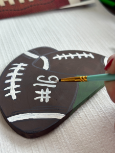 how to make the viral busted canvas - game day edition! - Re-Fabbed