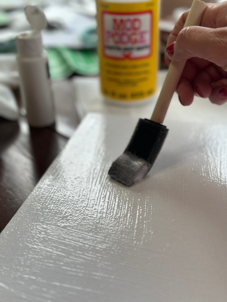 how to make the viral busted canvas - game day edition! - Re-Fabbed