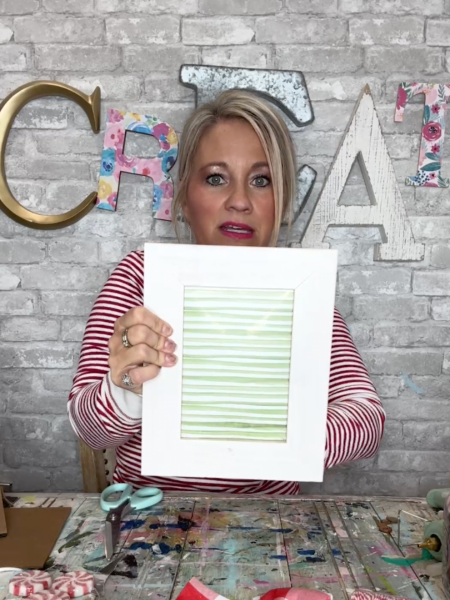 how to create a peppermint Christmas tree frame - Re-Fabbed